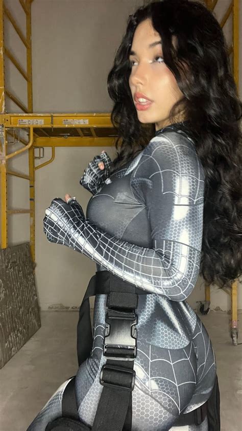 Looks Good To Me Alee Babes R Alee Babeyyy