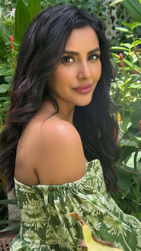 Priya Anand Net Worth Height Weight Age Affairs Wiki Facts And