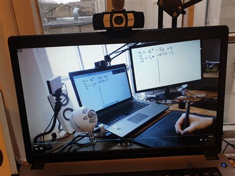 Teaching Maths Online Mathsaurus