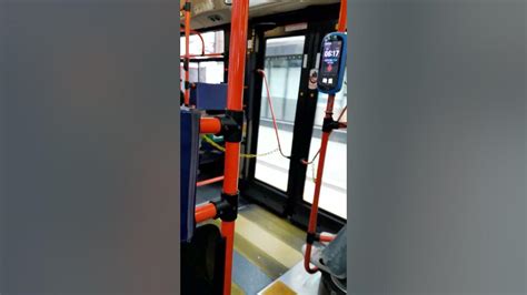 저번에 뒷문 스티커달린버스 탔는대 또 같은버스를 Youtube