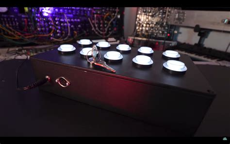 STUFF LOOK MUM NO COMPUTER