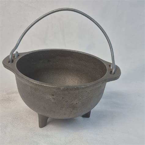 Lodge Kitchen Vintage Lodge Usa Ck Small Cast Iron 3 Footed