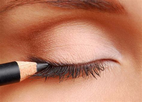 Best Eye Makeup For Very Sensitive Eyes Saubhaya Makeup
