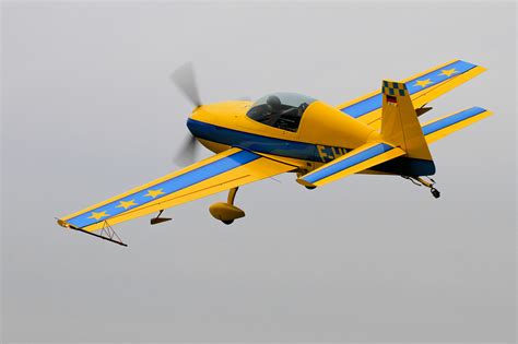 Avion de Voltige - Aeroclubl Lille bondues Nord