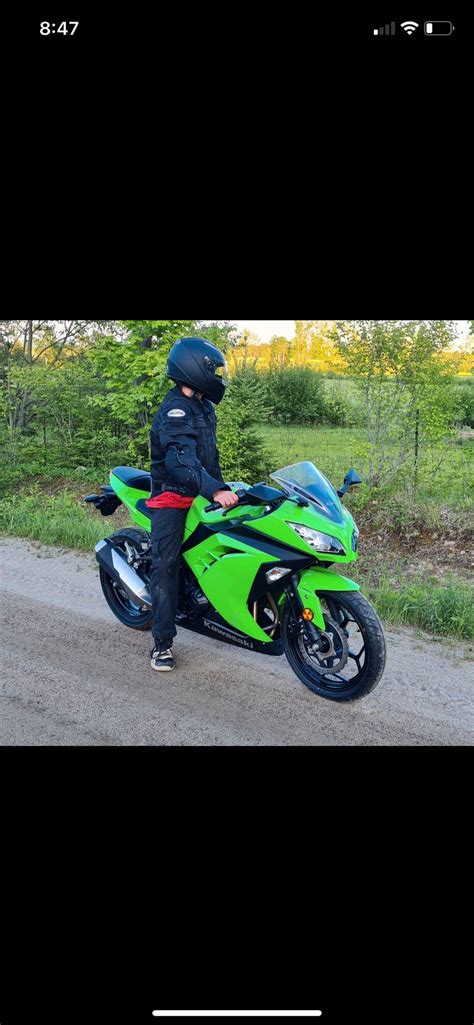 New 2015 Kawasaki Ninja 300 Abs Sport Bikes Trenton Kijiji