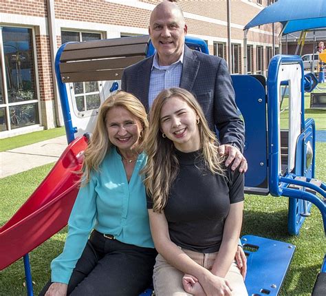 Easterseals Fashion Event Lets Clients Shine On Stage The Arkansas Democrat Gazette Arkansas