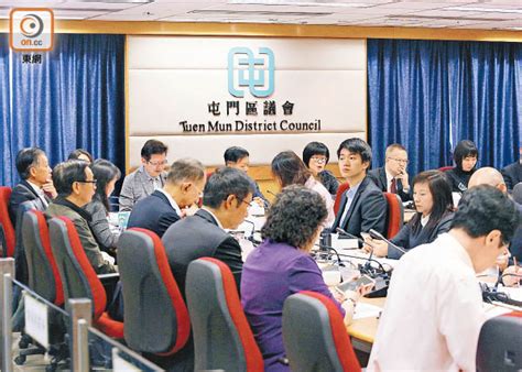 政情：屯門區會唔畀攝錄 區議員批落後 東方日報