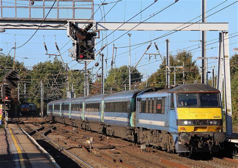 Greater Anglia Class 90 90010 Ipswich 24th October 2013 Flickr