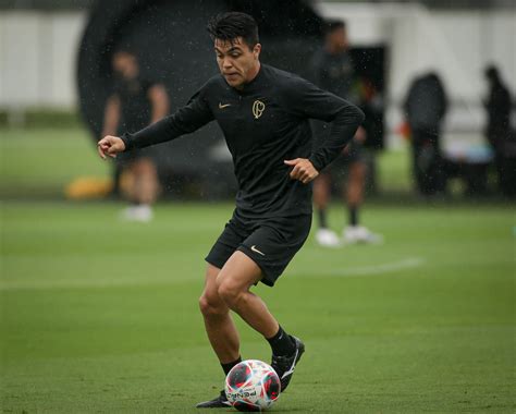 Treta Roni Do Corinthians Detona Técnico E Entrevista Vaza Para A Torcida Soutimã Br