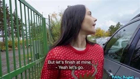 Vicky Love Public Agent