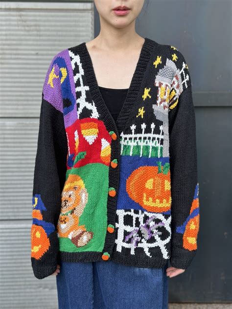 펌킨 버튼 할로윈 뜨개 가디건 Million Archive