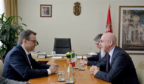 Петковић са Горијем о кризи на северу КиМ Курти се мора зауставити у намери да изазове пожар у