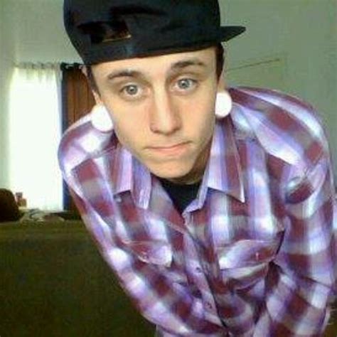 Stream Ântoni Sasso Music Listen To Songs Albums Playlists For Free