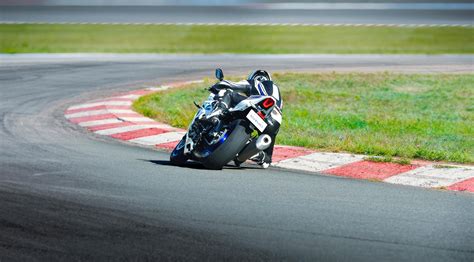 Motorrad Vergleich Suzuki Gsx R 1000 R 2019 Vs Suzuki Gsx R 1000 2019