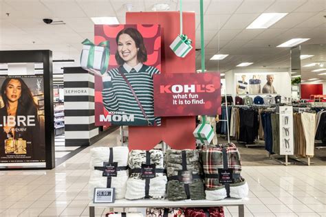 Kohls At A Crossroads Refines Its Christmas Presentation