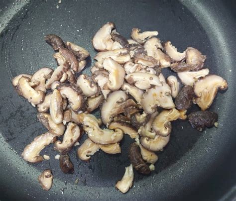 쫄깃한 표고버섯잡채 만드는법 고기없는 잡채 레시피