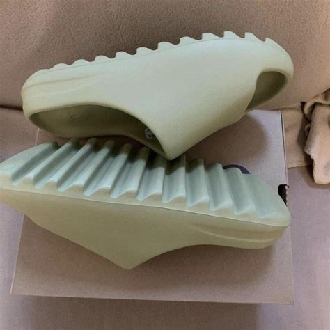 Yeezy Sliders Depop