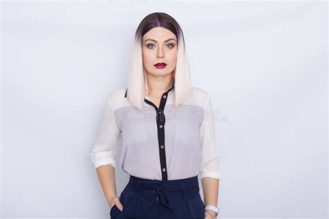 Femme Blonde De Secr Taire Photo Stock Image Du Bureau