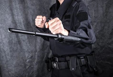 你懂警棍吗？