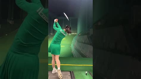 임팩트때 엉덩이 제대로 보이는 예술같은 스윙 ️ ️ ️ 아이언 스윙tv shorts golf golfswing