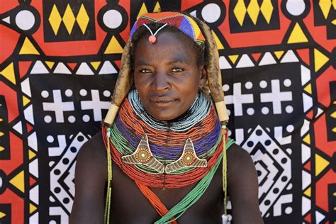 Mwila Tribe Woman Angola By Eric Lafforgue Tribes Women Women