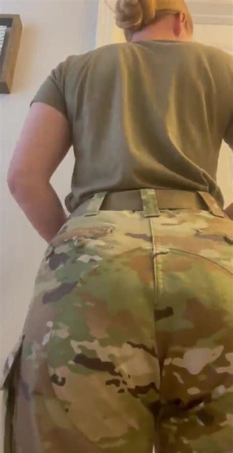 Army Girl With Buttplug Thisvid Com