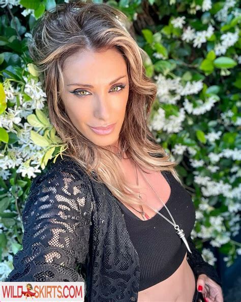 Sabrina Salerno Sabrinasalernofficial Nude Instagram Leaked Photo