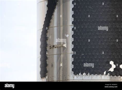 Details Of Spacex New Starship S Tps A Network Of Hexagonal Heat