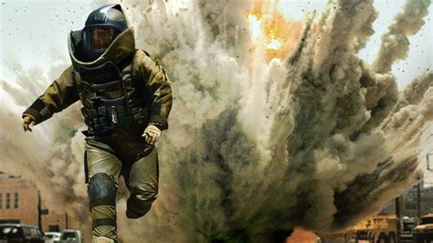 Every Kathryn Bigelow Movie Ranked From Worst To Best