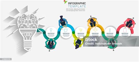 전구 아이디어와 개념 벡터 일러스트 인포 그래픽 템플릿 단계와 성공을위한 사업가와 레이디 브레인 스토밍 팀워크에 대한 스톡 벡터 아트 및 기타 이미지 Istock