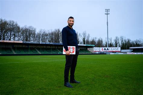 Soufiane Haddad Creatief Manager Bij Fc Dordrecht ‘het Is Makkelijker