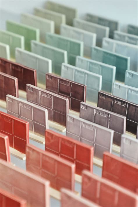 팬톤이 선정한 2025년 올해의 컬러 Design＋