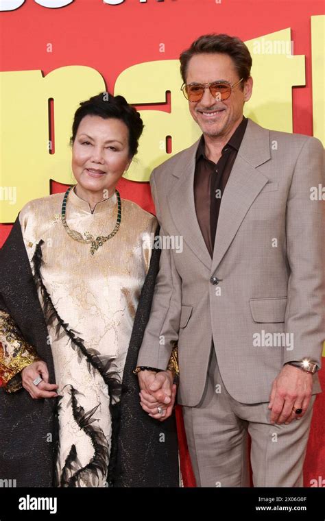 Los Angeles Apr 9 Kieu Chinh Robert Downey Jr At The The
