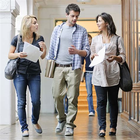 Klassenfahrt Schüler 17 Bei Sex Mit Lehrerin 30 Erwischt Bravo