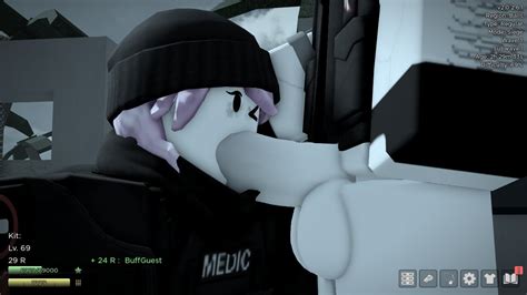 Rule 34 1boy 1girls 3d Armor Beanie Blowjob Clothed Dummies Vs Noobs