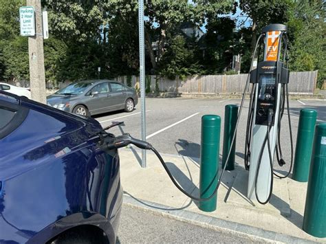 Eversource Energy On Linkedin Boston Is Expanding Electric Vehicle