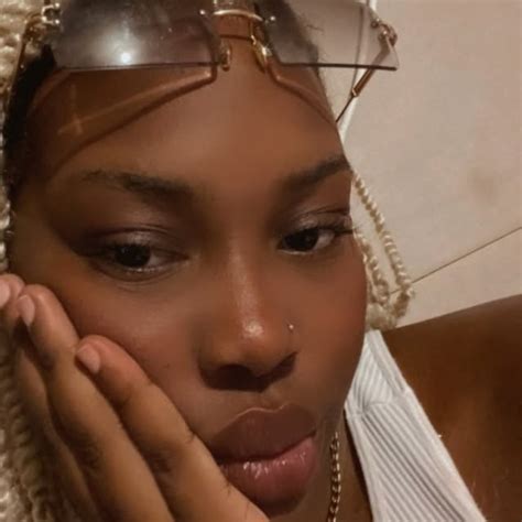 Johanna Shuriah Shurdon • Threads Say More