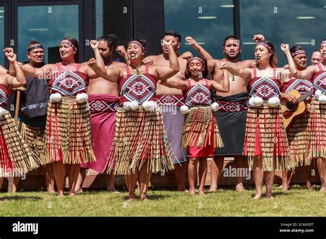 Traditional Wear In New Zealand