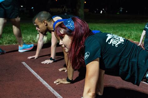 5 Best Core Workouts For Runners — Runstreet