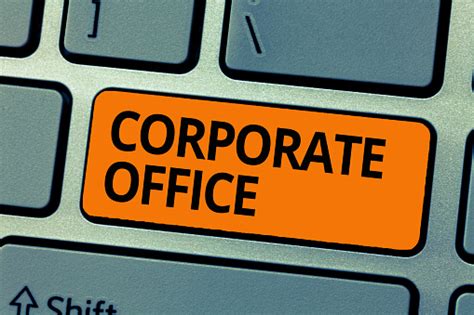 단어 쓰기 텍스트 본사입니다 주요 부서를 직접 지 원하는 홈 부서에 대 한 비즈니스 개념 금융에 대한 스톡 사진 및 기타 이미지 금융 기업 비즈니스 노트북 Istock
