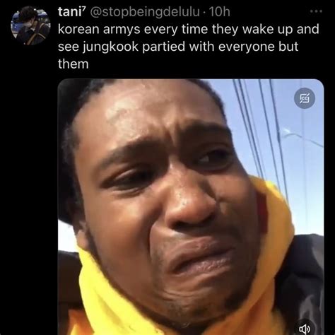 Pin By Sv On My Chingus Jungkook Funny Me Memes