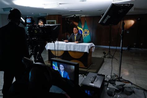 Bolsonaro Fará Pronunciamento Em Cadeia De Rádio E Tv Veja