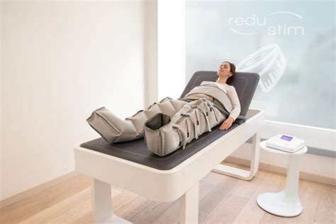 لاغری با دستگاه بادی اسکالپتور کلینیک تندیس