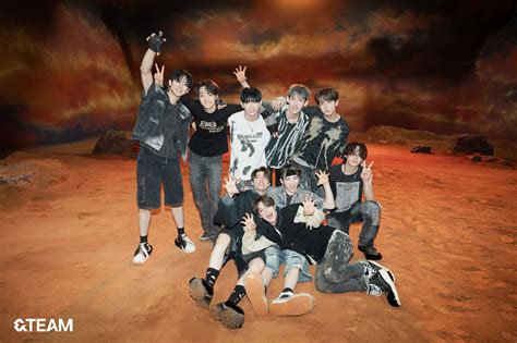 TEAM OFFICIAL On X Teams Cheerleading Team Team Photos