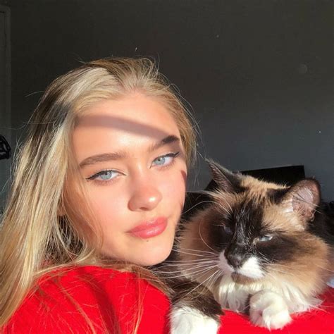 Lizzy Greene Personal Pics 05 15 2020 • Celebmafia