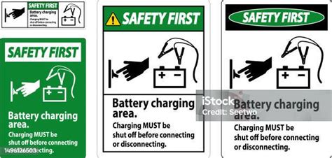 안전 제일 표시 배터리 충전 영역 연결 또는 분리하기 전에 충전을 차단해야 합니다 Health에 대한 스톡 벡터 아트 및 기타