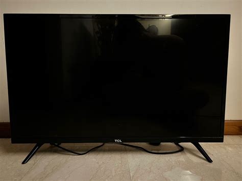 Tcl 32d3000 Tv Television Tv And Home Appliances Tv And Entertainment Tv On Carousell