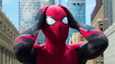 Фильм Человек паук 4 с Томом Холландом официально подтвержден однако его премьера откладывается