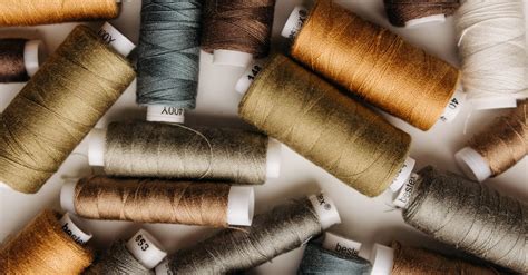 Бесплатные стоковые фото на тему белье вешалка волокна искусства девочка дизайн домашний