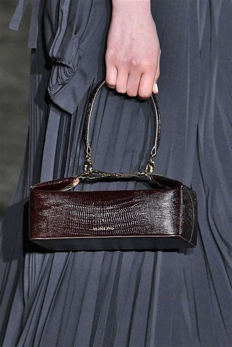 Vogues Ultimate Guide To Autumnwinter 2019 Bags Bags Bags Designer